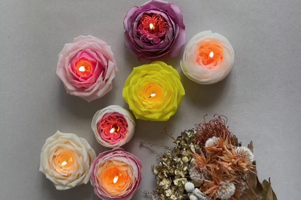 Exquisite Floral Candles - Complimentary Shipping & Gift Wrapping